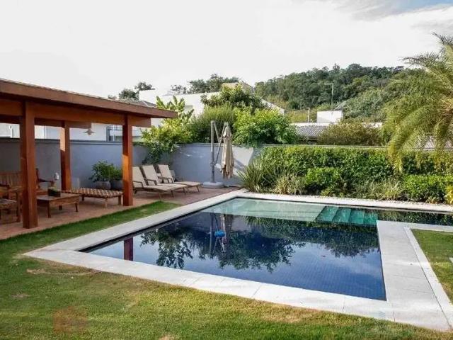 Casa / Sobrado em Condomínio para Venda em Louveira/SP Residencial Aziz Louveira 5 Quartos