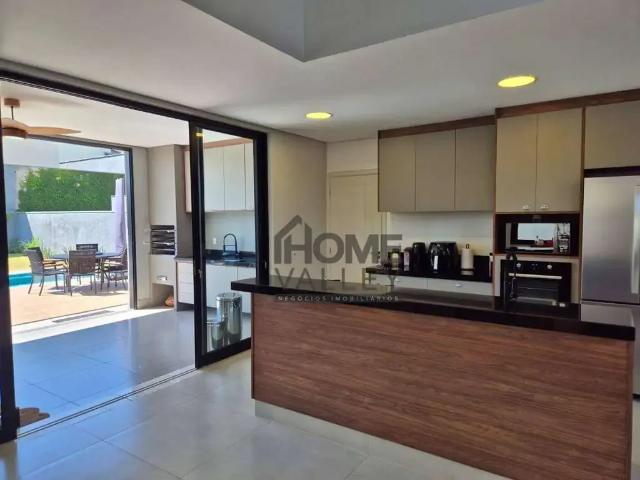 Casa / Sobrado em Condomínio para Venda em Louveira/SP Residencial Aziz Louveira 3 Quartos