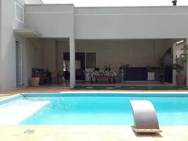 Casa / Sobrado em Condomínio para Venda em Louveira/SP Residencial Aziz Louveira 3 Quartos