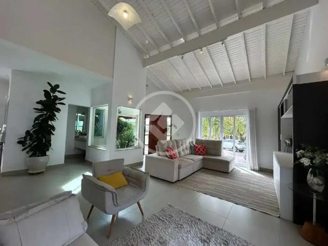 Casa / Sobrado em Condomínio para Venda em Louveira/SP Vilagge Capricio 4 Quartos