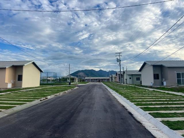 Casa / Sobrado em Condomínio para Venda em Pacatuba/CE Senador Carlos Jereissati 2 Quartos