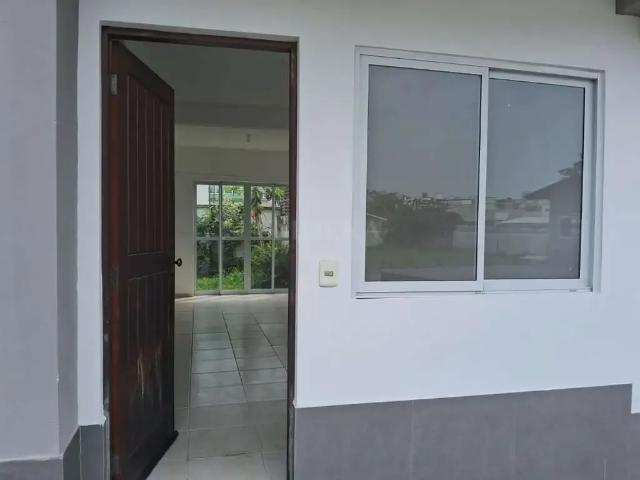 Casa / Sobrado em Condomínio para Venda em Palhoça/SC Pedra Branca 3 Quartos