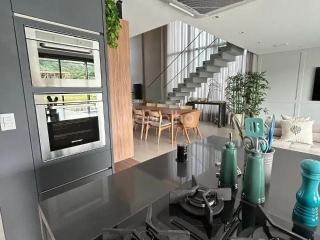 Casa / Sobrado em Condomínio para Venda em Palhoça/SC Pedra Branca 3 Quartos