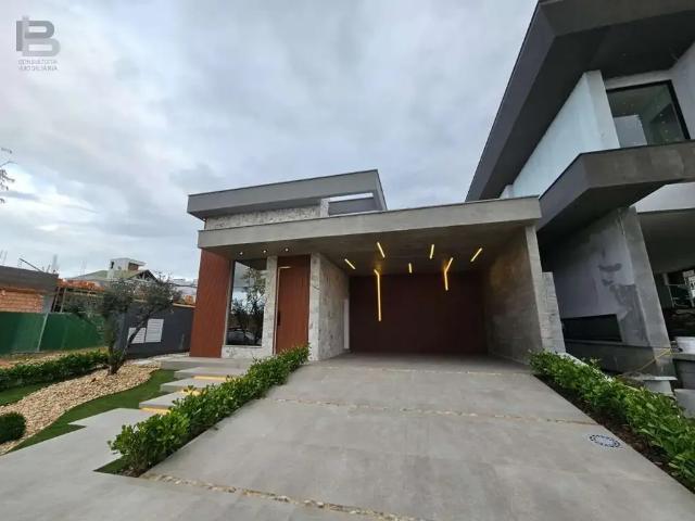 Casa / Sobrado em Condomínio para Venda em Palhoça/SC Pedra Branca 3 Quartos