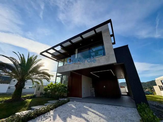 Casa / Sobrado em Condomínio para Venda em Palhoça/SC Pedra Branca 4 Quartos