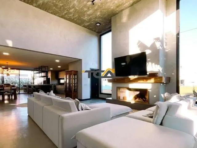 Casa / Sobrado em Condomínio para Venda em Passo de Torres/SC Centro 4 Quartos