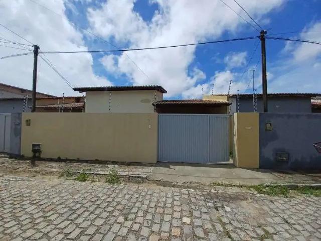 Casa / Sobrado em Condomínio para Venda em Parnamirim/RN Parque de Exposições 3 Quartos