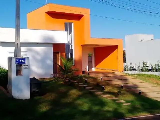 Casa / Sobrado em Condomínio para Venda em Paranapanema/SP Centro 3 Quartos