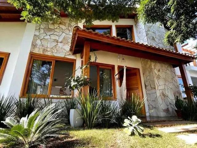 Casa / Sobrado em Condomínio para Venda em Paranapanema/SP Riviera Santa Cristina 4 Quartos
