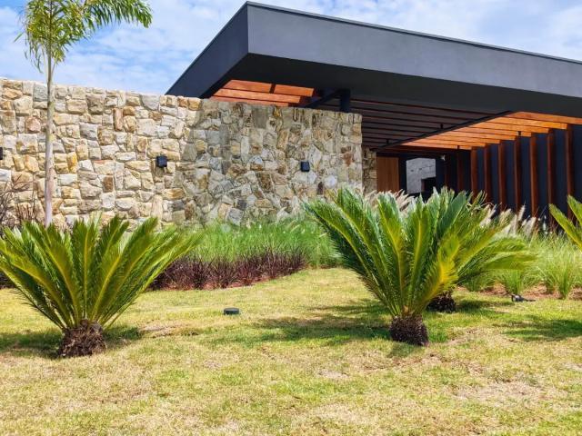 Casa / Sobrado em Condomínio para Venda em Paranapanema/SP Terras de Santa Cristina 3 Quartos