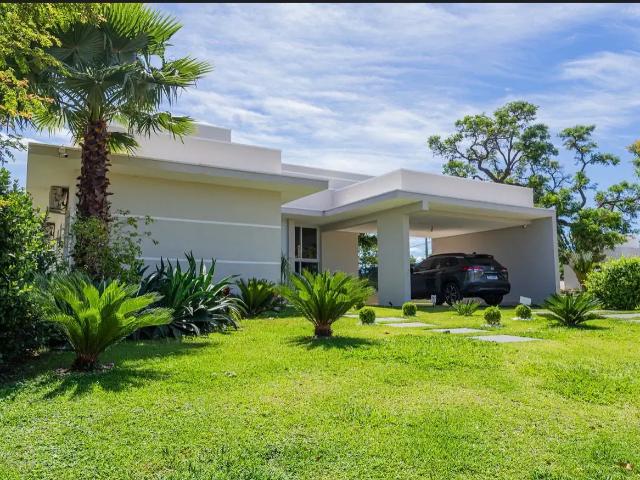 Casa / Sobrado em Condomínio para Venda em Paranapanema/SP Terras de Santa Cristina 3 Quartos