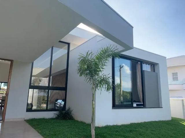 Casa / Sobrado em Condomínio para Venda em Paranapanema/SP Terras de Santa Cristina 3 Quartos