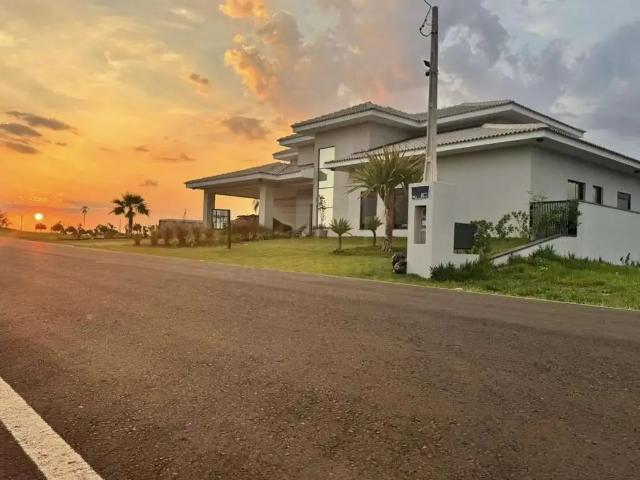 Casa / Sobrado em Condomínio para Venda em Paranapanema/SP Terras de Santa Cristina XIII Setor Marina 4 Quartos