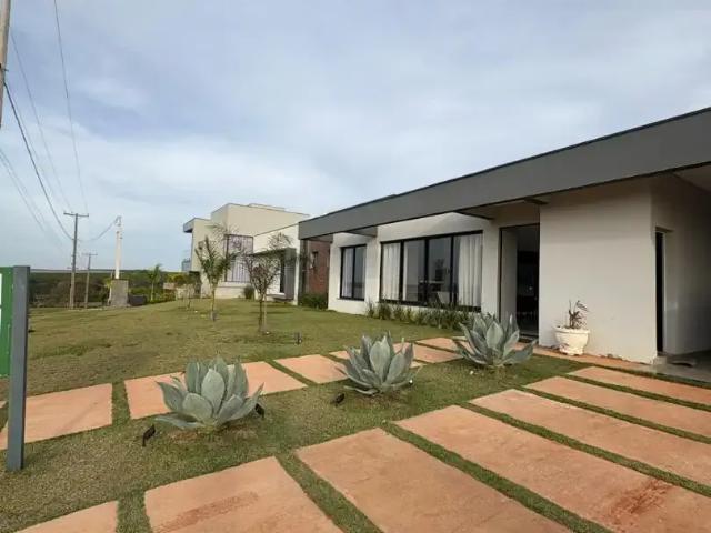 Casa / Sobrado em Condomínio para Venda em Paranapanema/SP Terras de Santa Cristina XIII Setor Marina 5 Quartos