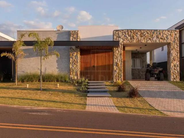 Casa / Sobrado em Condomínio para Venda em Paranapanema/SP Terras de Santa Cristina XIII Setor Marina 3 Quartos