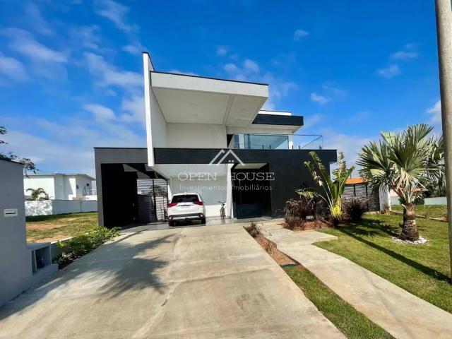 Casa / Sobrado em Condomínio para Venda em Pardinho/SP Ninho Verde II 4 Quartos
