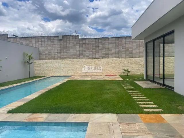 Casa / Sobrado em Condomínio para Venda em Patrocínio/MG Ouro Preto 4 Quartos