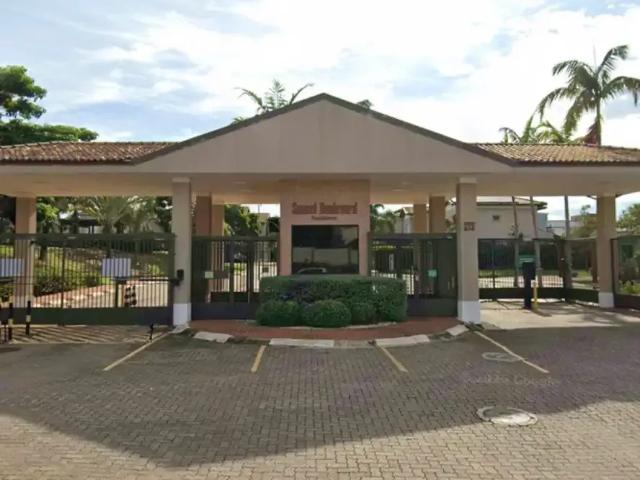 Casa / Sobrado em Condomínio para Venda em Paulínia/SP Parque Brasil 500 3 Quartos