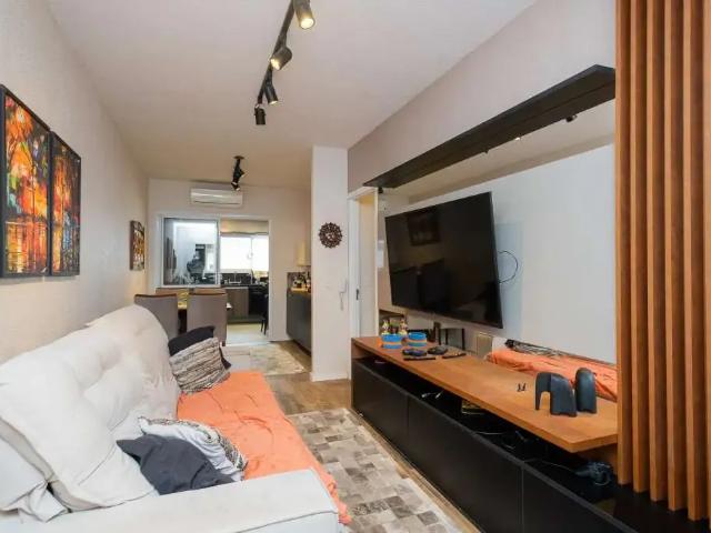 Casa / Sobrado em Condomínio para Venda em Pelotas/RS Três Vendas 2 Quartos