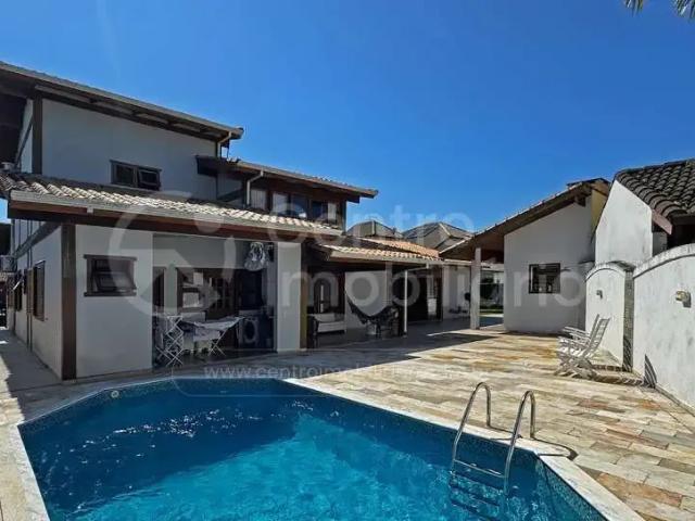 Casa / Sobrado em Condomínio para Venda em Peruíbe/SP Balneario Sambura 4 Quartos