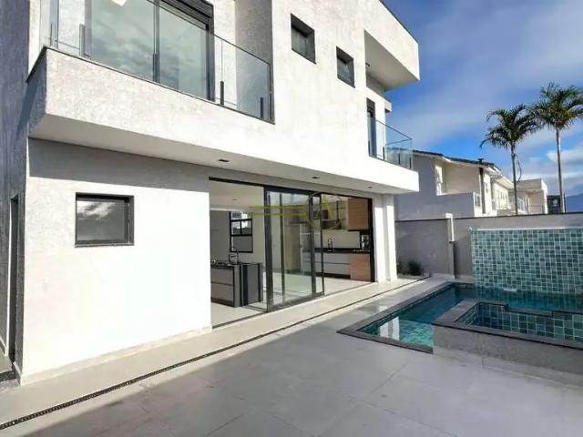 Casa / Sobrado em Condomínio para Venda em Peruíbe/SP Flora Rica 4 Quartos