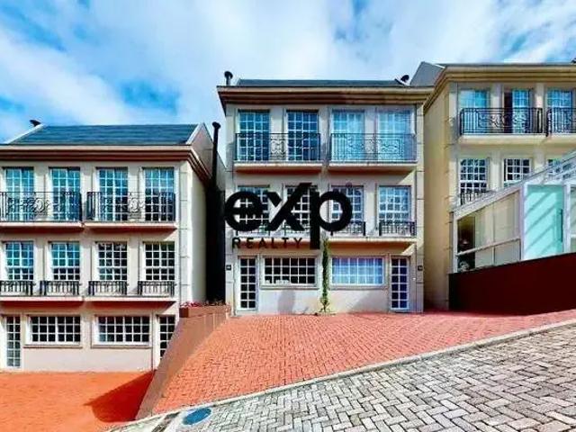 Casa / Sobrado em Condomínio para Venda em Petrópolis/RJ Valparaíso 3 Quartos