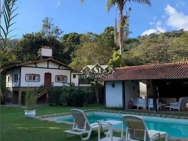 Casa / Sobrado em Condomínio para Venda em Petrópolis/RJ Cuiabá 9 Quartos