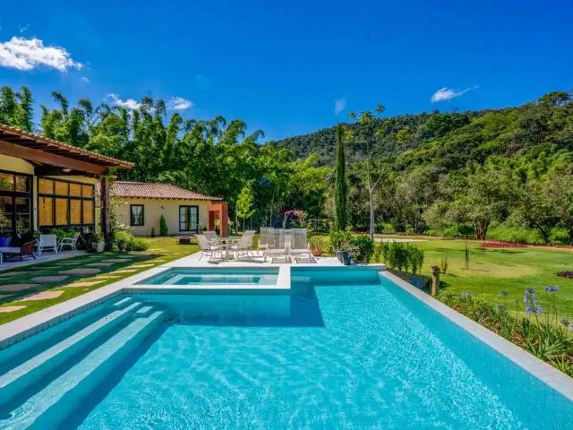Casa / Sobrado em Condomínio para Venda em Petrópolis/RJ Itaipava 4 Quartos