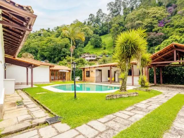 Casa / Sobrado em Condomínio para Venda em Petrópolis/RJ Itaipava 3 Quartos