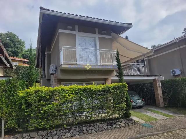 Casa / Sobrado em Condomínio para Venda em Petrópolis/RJ Nogueira 4 Quartos