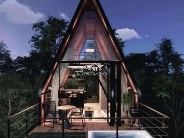 Casa / Sobrado em Condomínio para Venda em Petrópolis/RJ Posse 1 Quartos