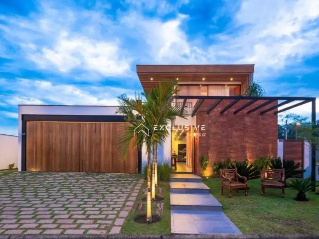 Casa / Sobrado em Condomínio para Venda em Pindamonhangaba/SP Condominio Residencial Colonial Village II 5 Quartos