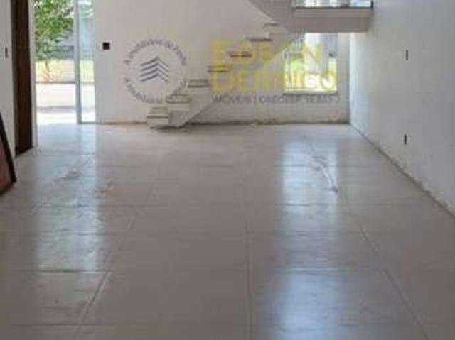 Casa / Sobrado em Condomínio para Venda em Pindamonhangaba/SP Condomínio Residencial e Comercial Laguna 3 Quartos