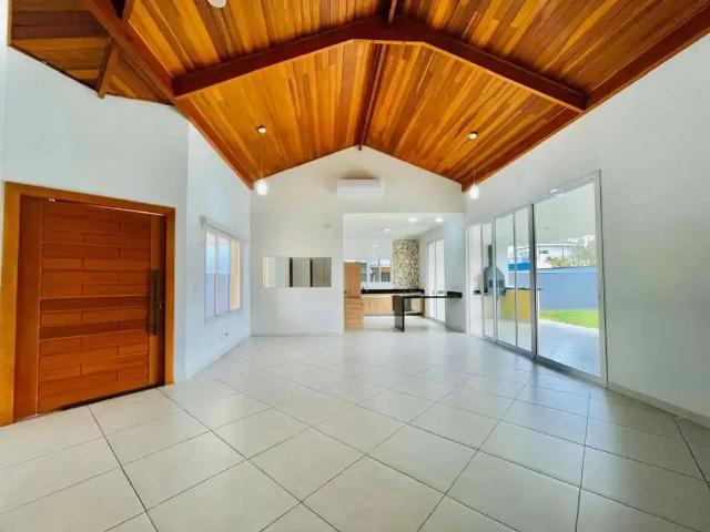 Casa / Sobrado em Condomínio para Venda em Pindamonhangaba/SP Condominio Residencial Real Ville 3 Quartos