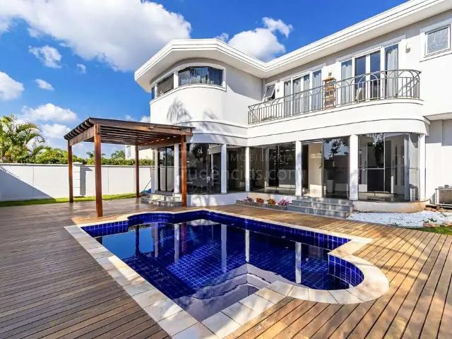 Casa / Sobrado em Condomínio para Venda em Pinhais/PR Alphaville Graciosa 4 Quartos