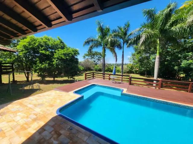 Casa / Sobrado em Condomínio para Venda em Piratininga/SP Condomínio Real Village 5 Quartos