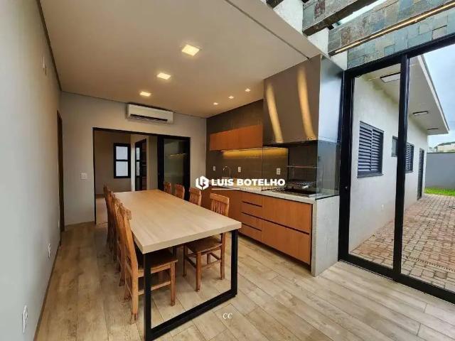 Casa / Sobrado em Condomínio para Venda em Piratininga/SP Residencial Villa de Leon 3 Quartos