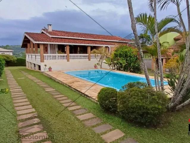Casa / Sobrado em Condomínio para Venda em Piracaia/SP Centro 3 Quartos