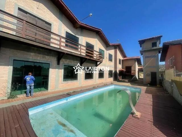 Casa / Sobrado em Condomínio para Venda em Piracaia/SP Parque dos Pinheiros 4 Quartos