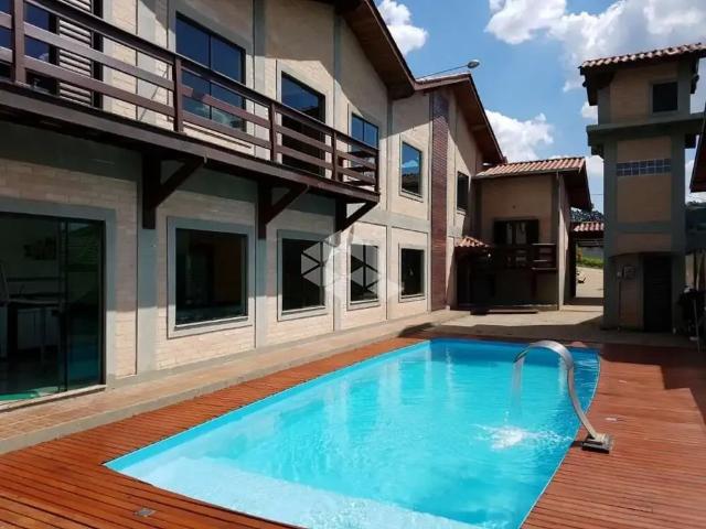 Casa / Sobrado em Condomínio para Venda em Piracaia/SP Vale do Rio Cachoeira 4 Quartos