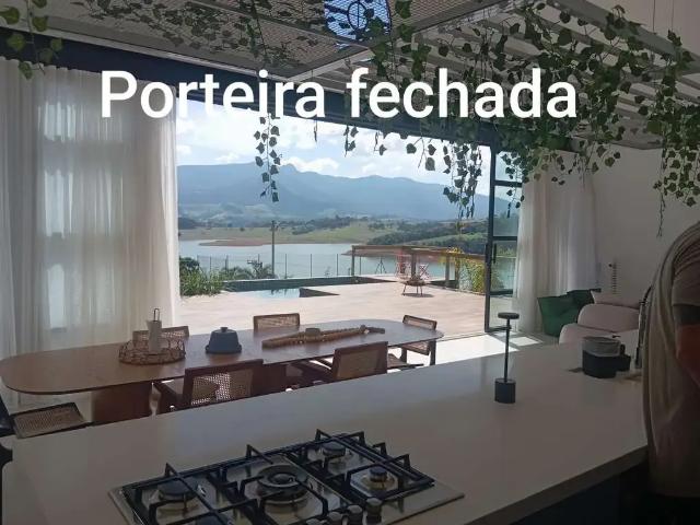 Casa / Sobrado em Condomínio para Venda em Piracaia/SP Vila Biarritz 3 Quartos