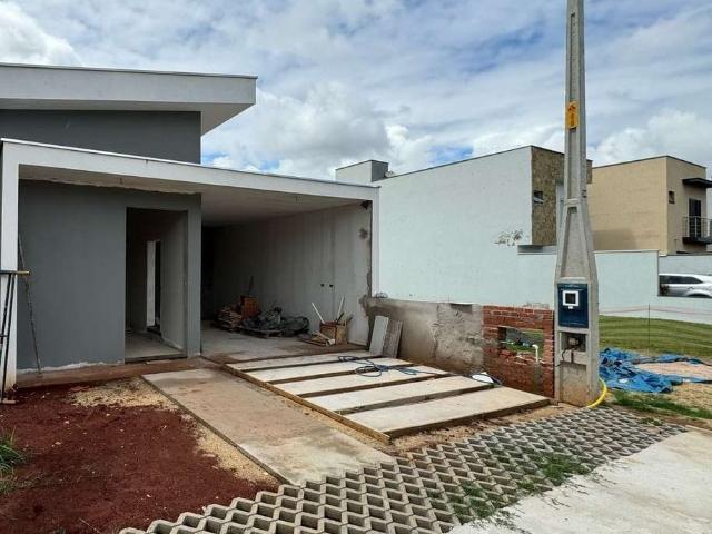 Casa / Sobrado em Condomínio para Venda em Piracicaba/SP Água Branca 3 Quartos