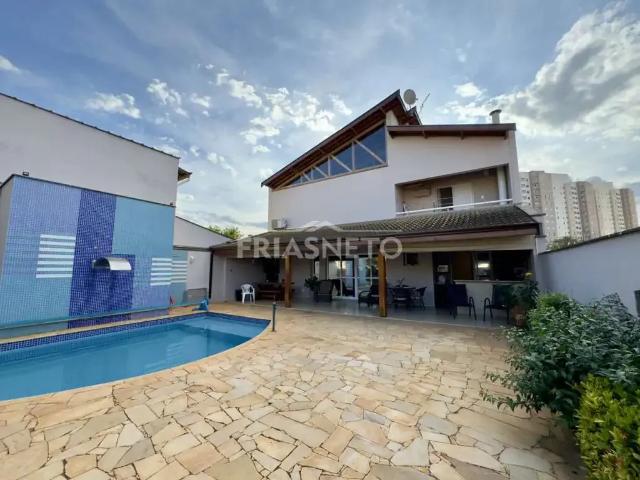 Casa / Sobrado em Condomínio para Venda em Piracicaba/SP Jardim Astúrias I 3 Quartos