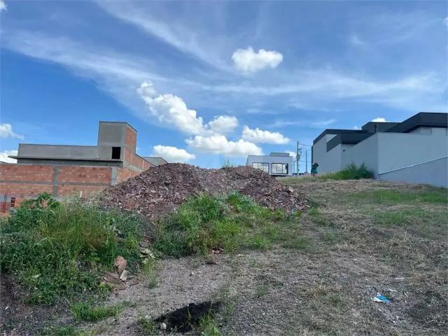 Casa / Sobrado em Condomínio para Venda em Piracicaba/SP Jardim São Francisco