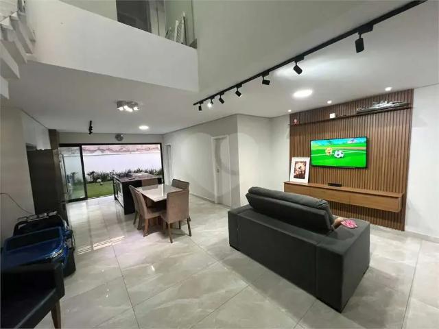 Casa / Sobrado em Condomínio para Venda em Piracicaba/SP Jardim São Francisco 3 Quartos