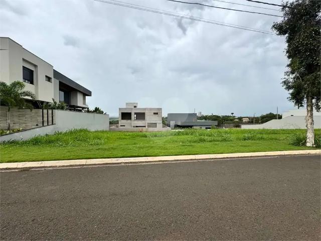 Casa / Sobrado em Condomínio para Venda em Piracicaba/SP Morato