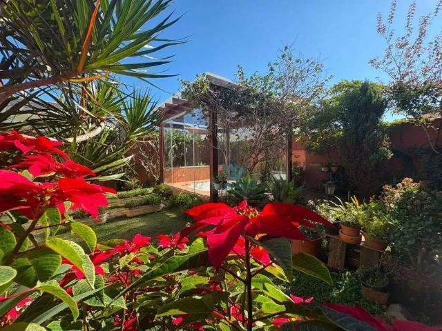Casa / Sobrado em Condomínio para Venda em Poços de Caldas/MG Condomínio Pitangueiras 3 Quartos
