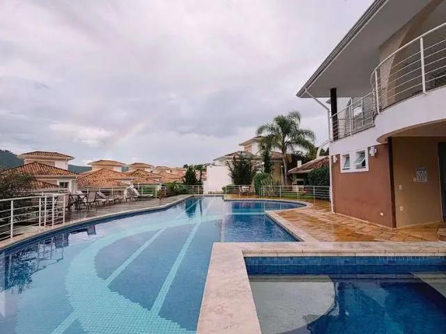 Casa / Sobrado em Condomínio para Venda em Poços de Caldas/MG Country Club 3 Quartos