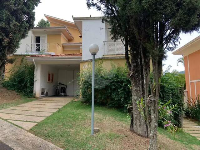 Casa / Sobrado em Condomínio para Venda em Poços de Caldas/MG Country Club 3 Quartos