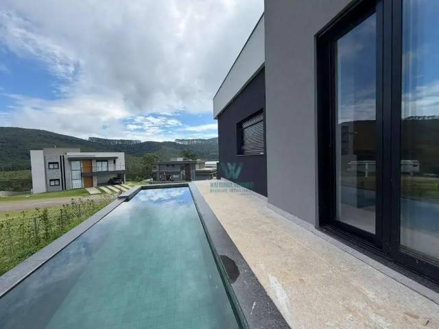 Casa / Sobrado em Condomínio para Venda em Poços de Caldas/MG Serras Altas Golf Estate 4 Quartos
